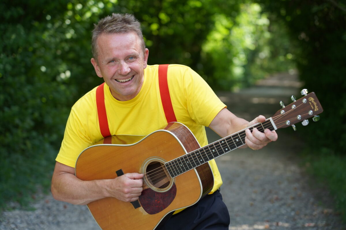 Dyrlæge udgiver egne børnesange